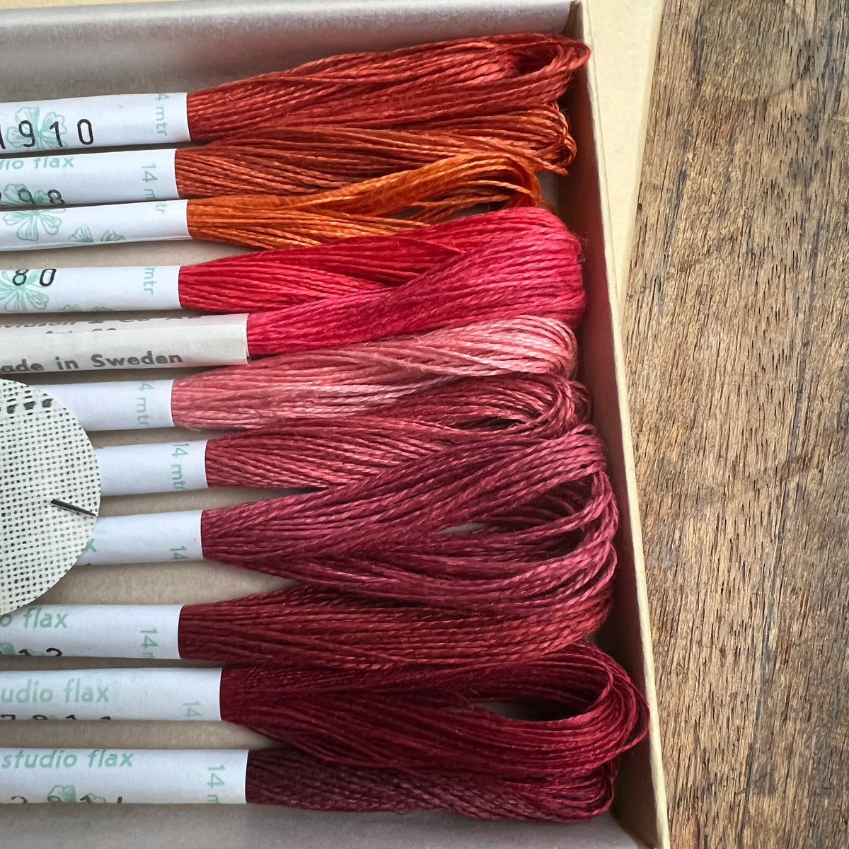 Red/Orange Flax Flower Box – Studio Flax